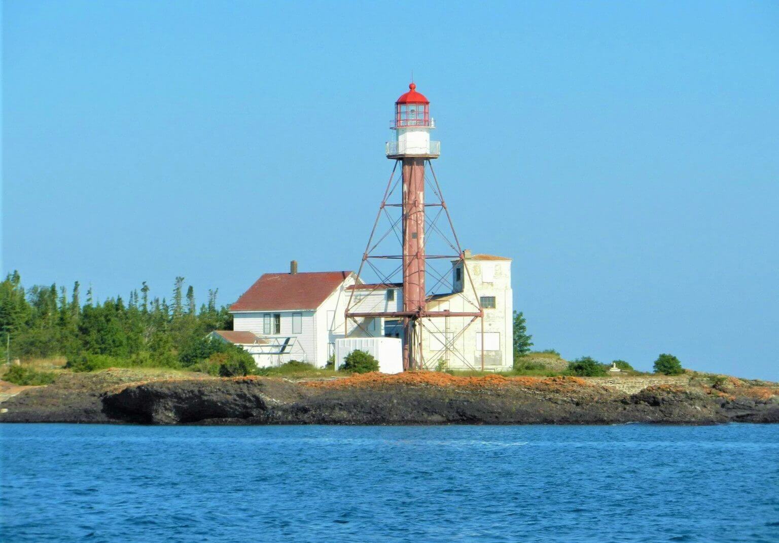 Lake Superior Lighthouses - Lake Superior Circle Tour